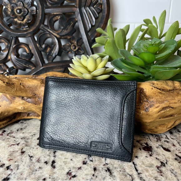 Fossil | Bags | Vintage Mens Leather Fossil Wallet | Poshmark